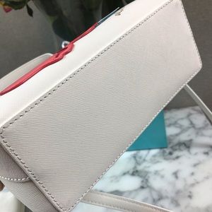 kate spade | Bags | Kate Spade Hawaii Exclusive Hibiscus Lottie Bag ...